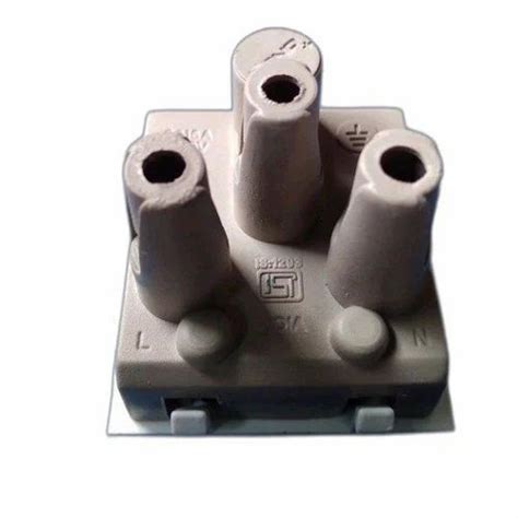 16a Polycarbonate Socket 1m 1 Way At Rs 87 Piece In Kanpur Id 2849826172388