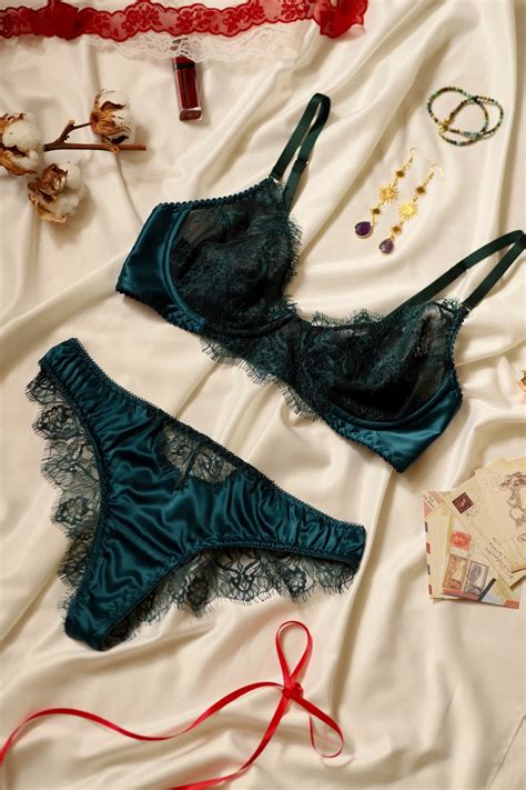 Emerald Dark Green Lace Satin Lingerie Set Underwired Bra And