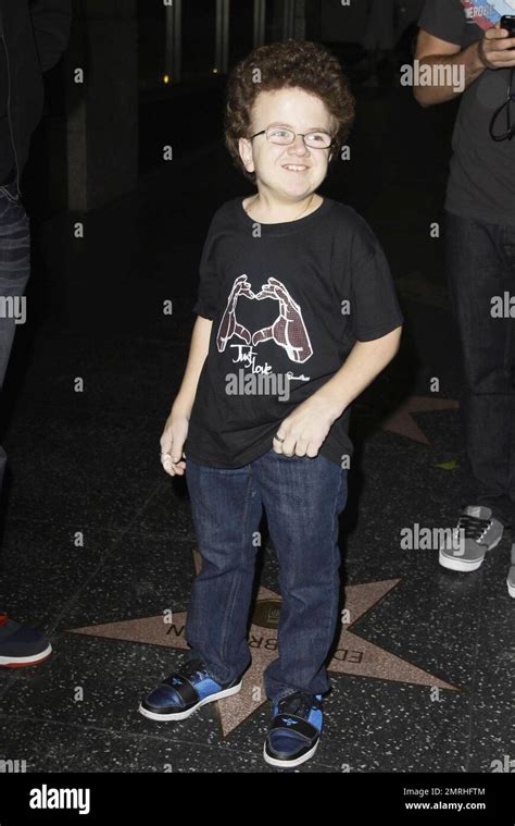 Youtube Lip Syncing Star Keenan Cahill Poses For Photos As He Leaves