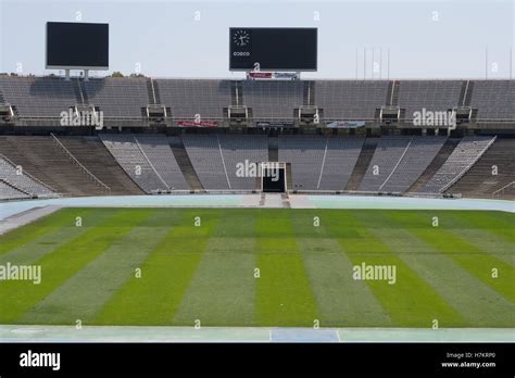 Estadi Fotos Und Bildmaterial In Hoher Auflösung Alamy