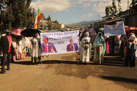 ህዝባዊ የድጋፍ ሰልፍ በአቀስታ ከተማ ተካሄደ በደቡብ ወሎ ዞን