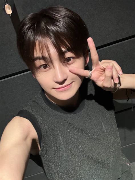 Post De La Comunidad Tws 배꼽시계⏰ 다들 점심드셨나예 난 못먹었다예추천해달라😋 Jihoon