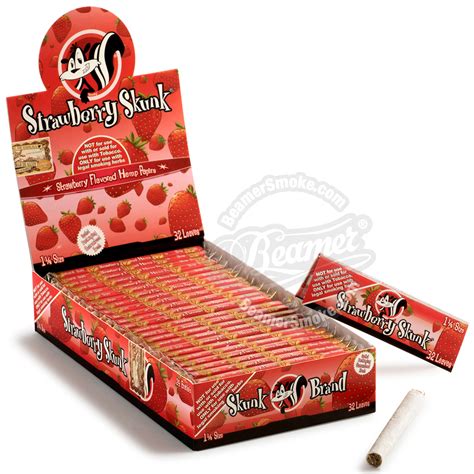 Strawberry Flavor Skunk Rolling Papers 1 14 Size
