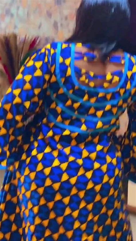 Pin By Maimouna Abdou On Jolies Tenues Africaines African Design