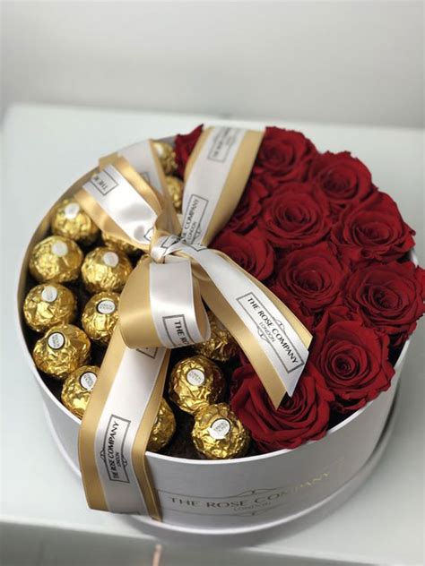 نمیدونی برای عشقت چی بخری؟ این ۳۶ مدل کادوی روز ولنتاین برای دختر رو