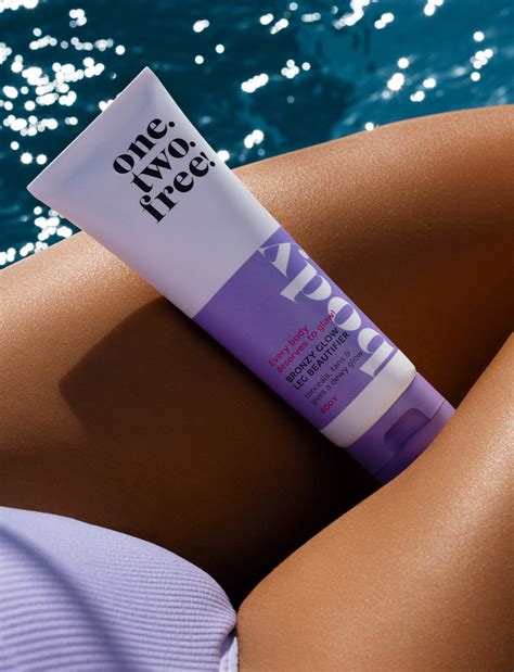 Bronzy Glow Leg Beautifier Onetwofree