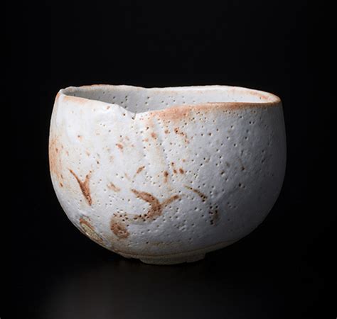 No Chawan Shino Hana Gumo