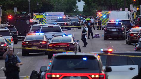 Minneapolis Police Officer Among 3 Dead In Shooting The New York Times