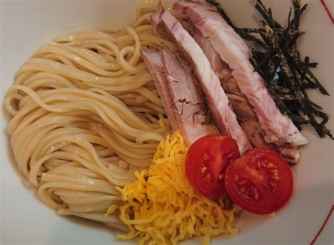 Take7700 On Twitter 真夜中の飯テロ🍝 改めて冷やし中華の美味しさを知る🍜 麺もスープも王道の美味さで、そこになかよし