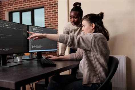 custom website development i expert developers tips 2024