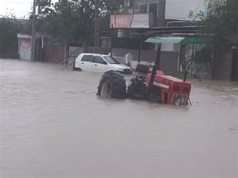 Heavy Rain Continue In Gujarat Photos और Video में बिपरजॉय के बाद