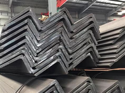 China Hot Dip Galvanized Slotted Steel Angle Bar Manufacture And