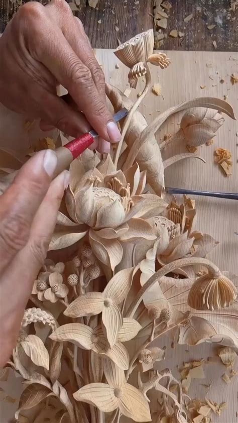 Beautiful Wood Sculpture 🤩 How Long Do You Think This Took Credit