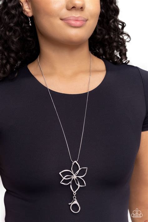 Flowering Fame Silver Paparazzi Lanyard Necklace Jewelryblingthing