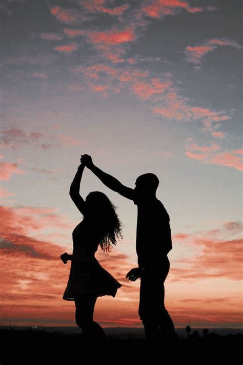ıllıllı 𝒫𝒾𝓃𝓉𝑒𝓇𝑒𝓈𝓉 𝓂𝓎𝓃𝓃𝓈𝒶𝓃🎈 ıllıllı Couple Silhouette Photo