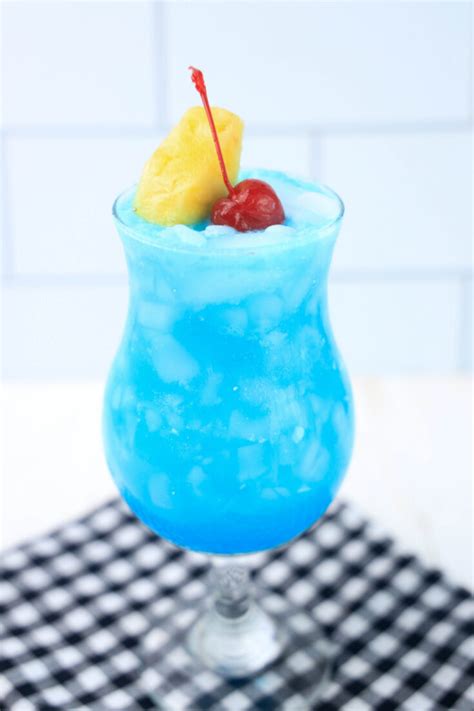 Blue Hawaiian Cocktail Recipe
