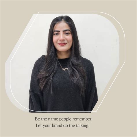 🔹𝐏𝐞𝐫𝐬𝐨𝐧𝐚𝐥 𝐁𝐫𝐚𝐧𝐝𝐢𝐧𝐠 𝐈𝐬𝐧𝐭 𝐀𝐛𝐨𝐮𝐭 𝐁𝐞𝐢𝐧𝐠 𝐅𝐚𝐦𝐨𝐮𝐬 Sehar Malik