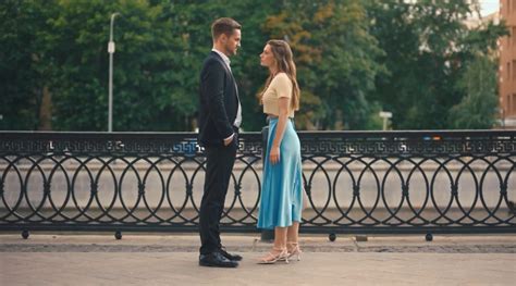 В трейлере российского ремейка сериала «Постучись в мою дверь раскрыли