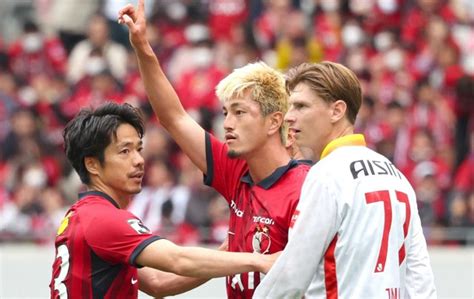 審判に詰め寄った鹿島fw鈴木ブラジル人チームメイトの行動が「ファインプレー」「いい奴」と話題｜まいどなニュース