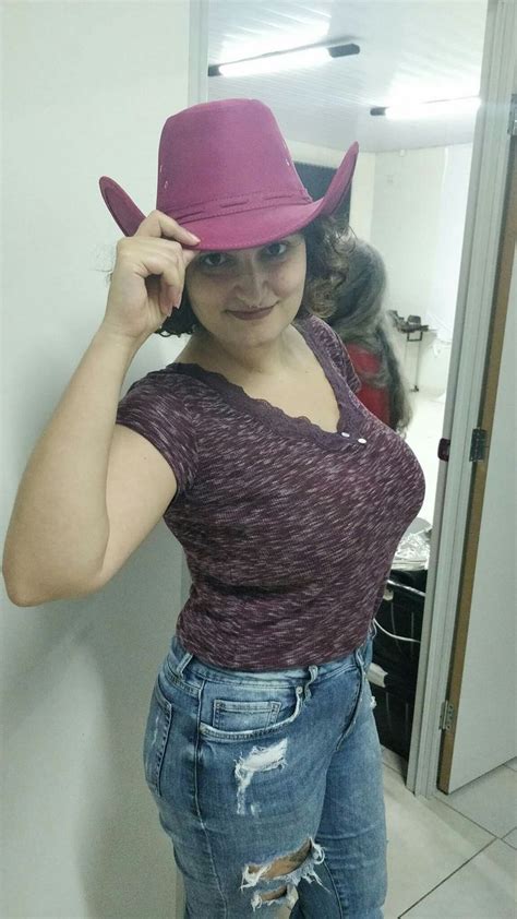 Latina Mommy Pics