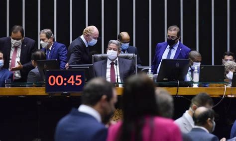 Saiba como votou cada deputado e partido em projeto para legalização