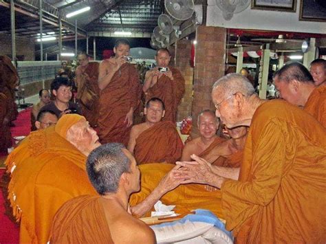 ชมความงดงามภายในพระมหาเจดีย์หลวงตาแตงอ่อน กัลยาณธัมโม ที่ภายในมีความ