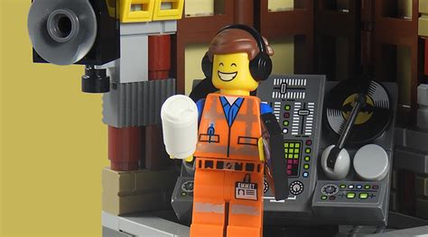 The Lego Movie 2 Collectible Minifigures Vignettes Awesome Remix Emmet