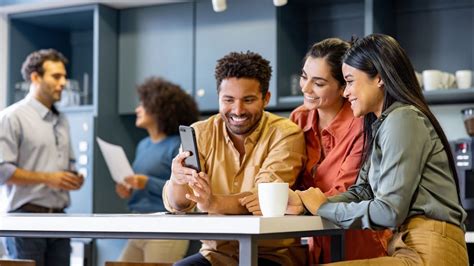Mobile Messaging Platforms Optimize Workforce Scheduling