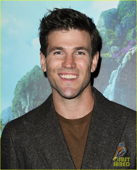 Photo Austin Stowell Shirtless White Lotus 15 Photo 4604382 Just