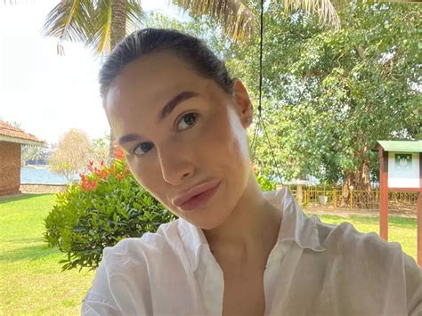 Flora Denner Floradenner Cam Free Live Nude Sex Show Chat Camsoda