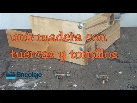 Cómo unir madera mediante tuercas y tornillos
