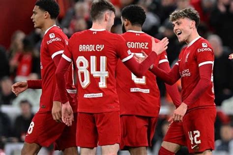غائبًا منذ 53 عامًا ليفربول يعادل إنجازه أمام سبارتا براج المصري اليوم