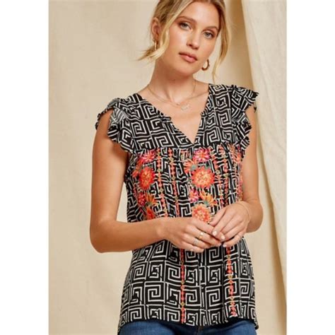 Savanna Jane Tops Savanna Jane Floral Embroidered Tracy Top Size 3x