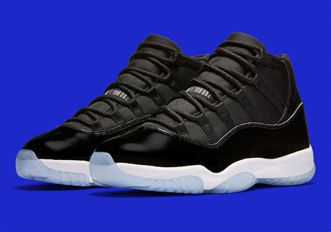 Air Jordan 11 Space Jam 2026