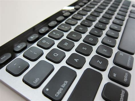 Logitech Bluetooth Easy Switch Keyboard K811 Review « Blog