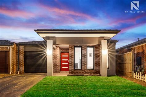 10 Edison Street Fraser Rise Vic 3336 House For Rent Domain