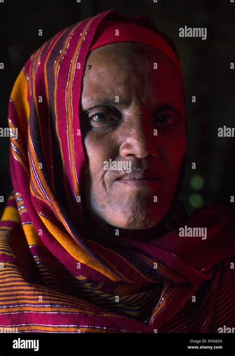 Somali Tribe Woman Turkana Lake Loiyangalani Kenya Stock Photo Alamy