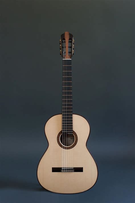 Joshia De Jonge Konsert Gitarer Norwegian Guitar Center