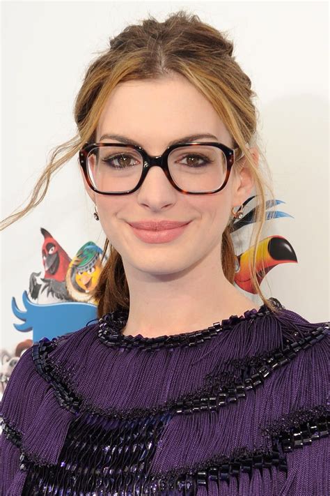 Las Gafas Graduadas De La Temporada Anne Hathaway Facciones Grande Y