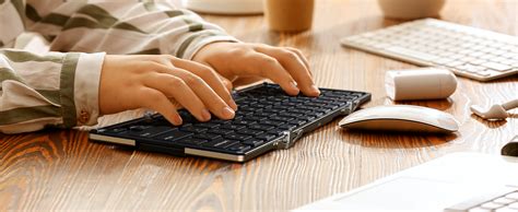 Iclever Foldable Bluetooth Keyboard Bk05s Folding Wireless Portable Keyboard Pair