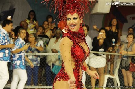 Pin De Rita De Cassia Em Rainhas Do Carnaval Brasil Carnaval