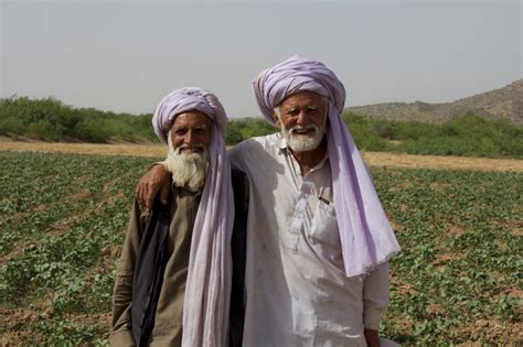 Artistic Fabric Mills And Wwf Pakistan Promote Organic Cotton Farming