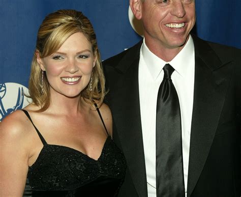 Rhonda Worthey Troy Aikmans Ex Wife 5 Fast Facts