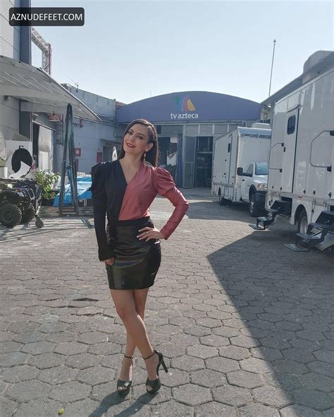 Alejandra Carvajal Feet Aznudefeet