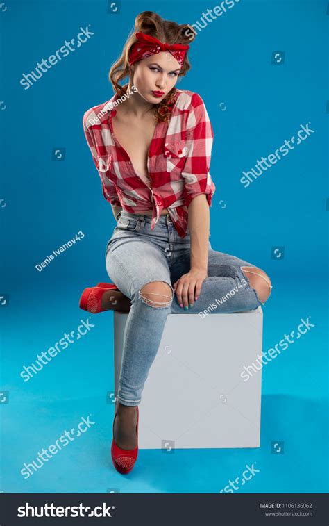 Beautiful Sexy Woman Pin Up Style Sits Stock Photo Shutterstock