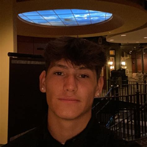 Daniel Casarez Book Seller Barnes And Noble Inc Linkedin