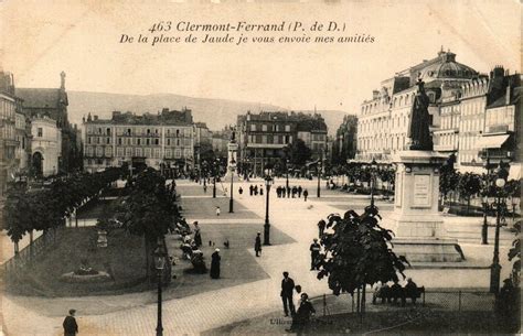 Clermont Ferrand Place de Jaude France à Clermont Ferrand Cartorum