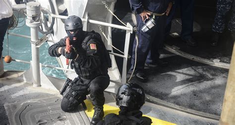 Les Commandos Marine Page 5