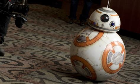 Bb 8 Em Tamanho Real Da Spin Master Reconhece A Voz E Segue O Dono Toad