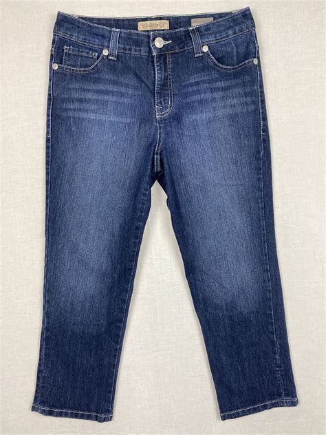 Nine West Vintage America Jeans Store